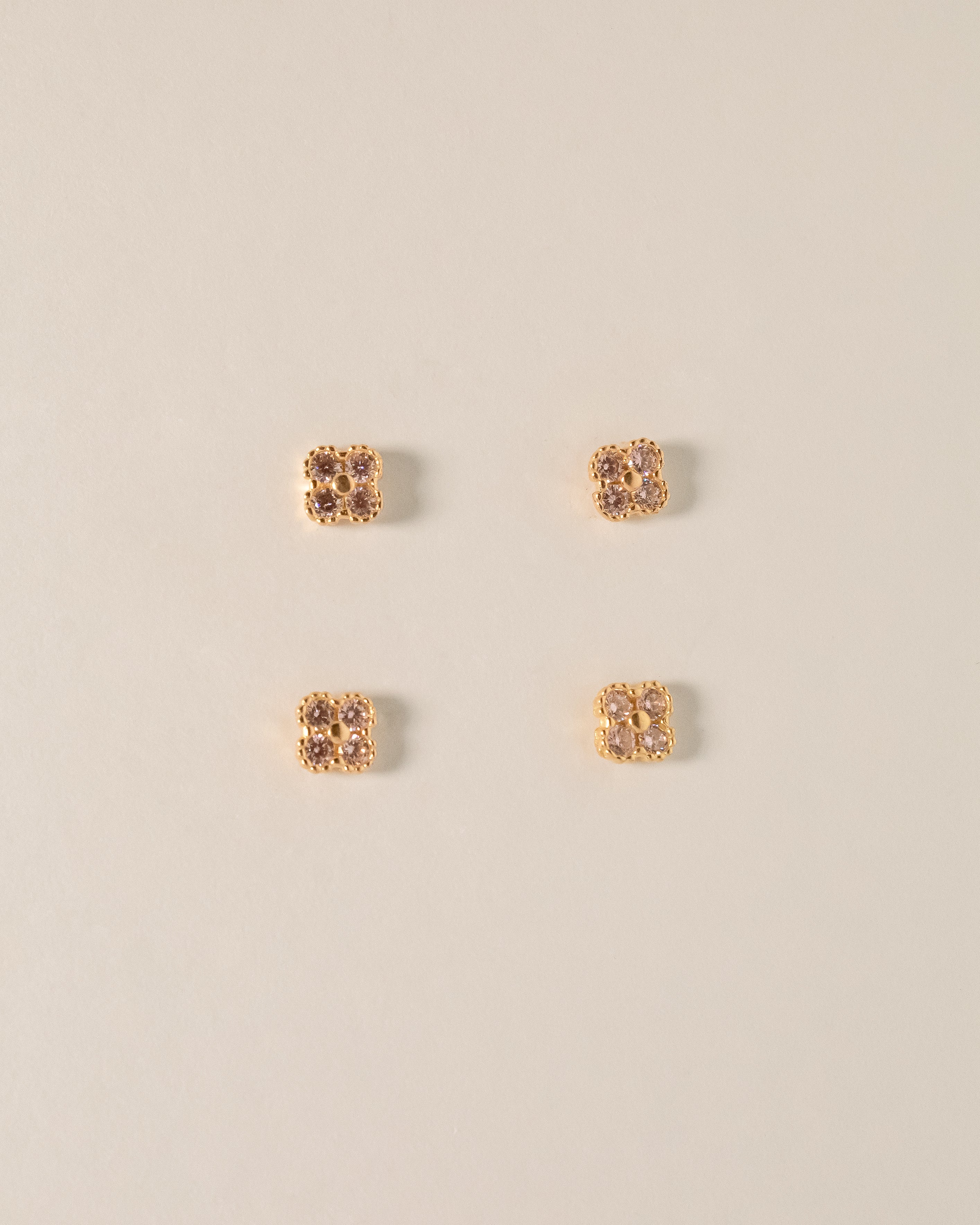 TOPOS FLOWER VIOLETA – Italiana Joyeria